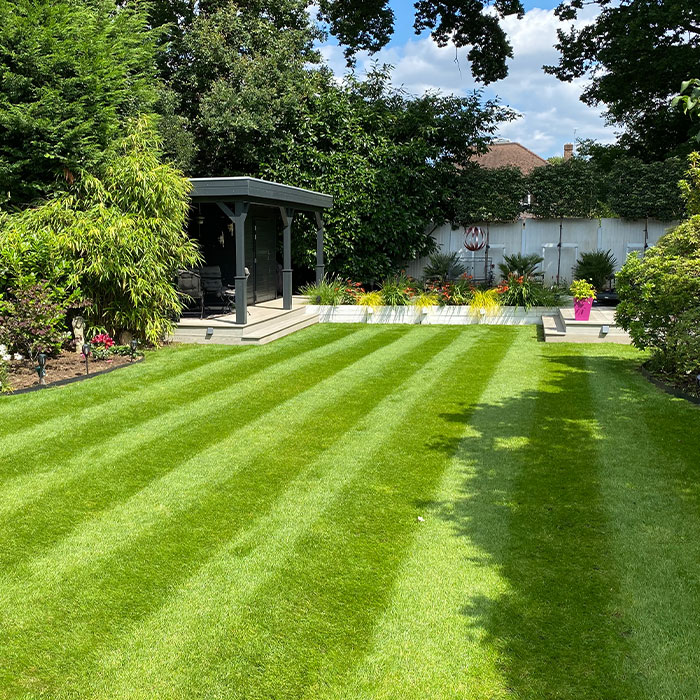 Garden Maintenance & Landscaping | Lawn Care | Hedge cutting | Surrey ...